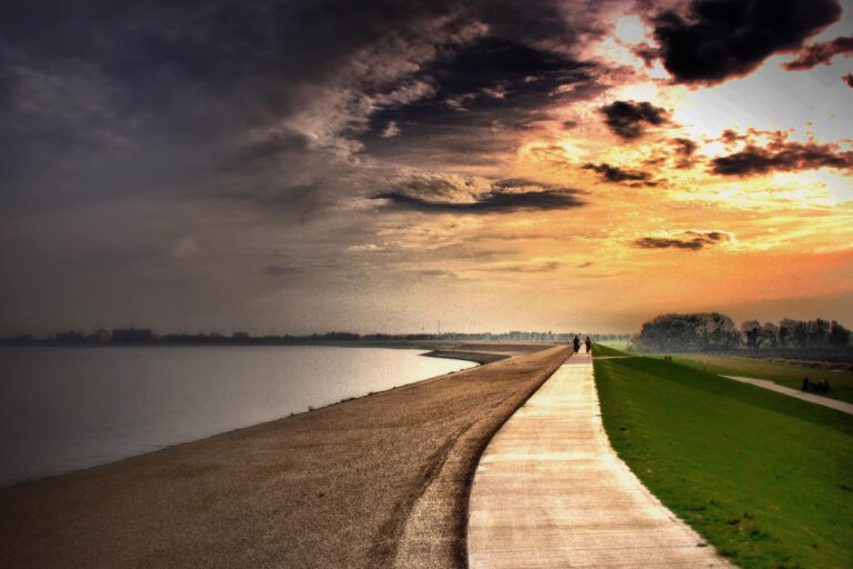 WADDENDIJK DELFZIJL - Brekt