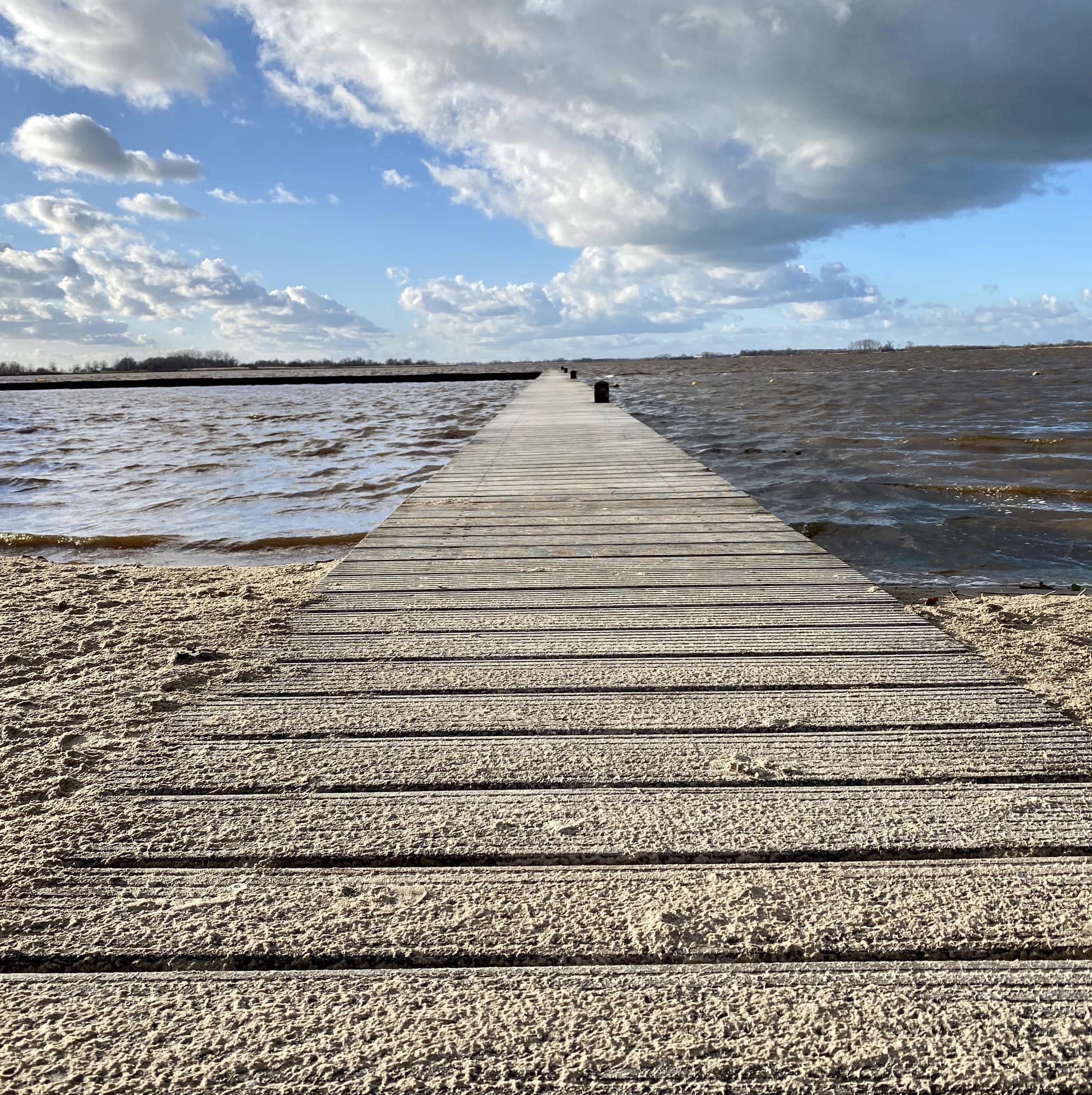 Mannie Moedt refereert aan 'DE WOLKEN' van Nijhoff - Brekt