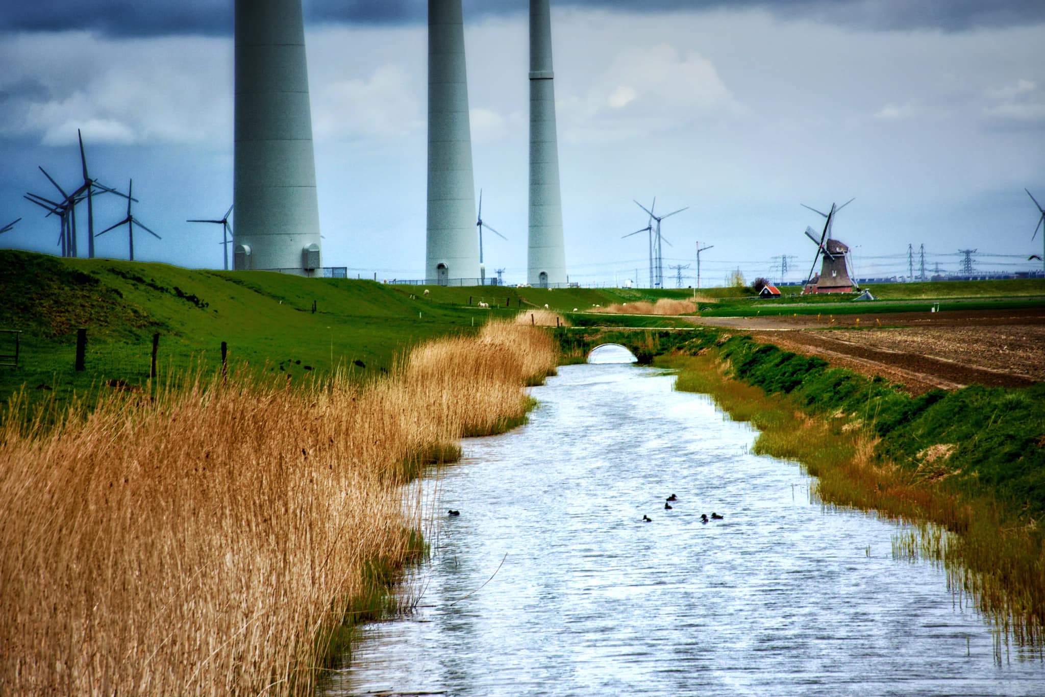 WINDMOLENS IN SOORTEN EN MATEN - Brekt