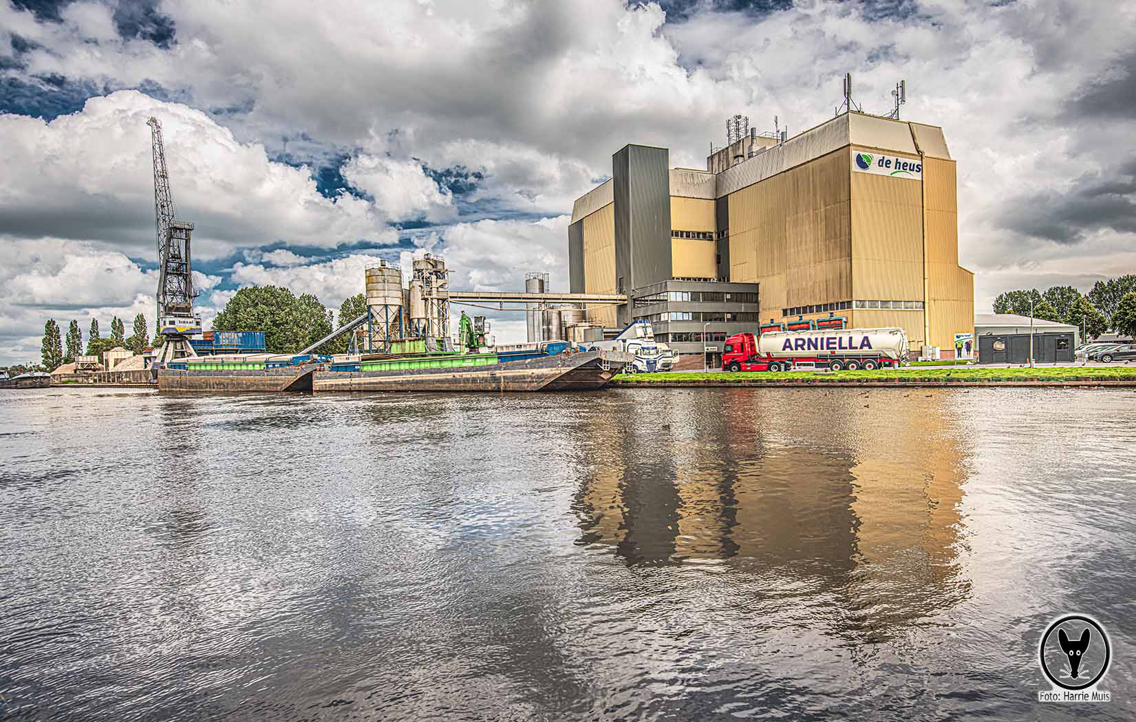 DE HEUS SNEEK - Brekt