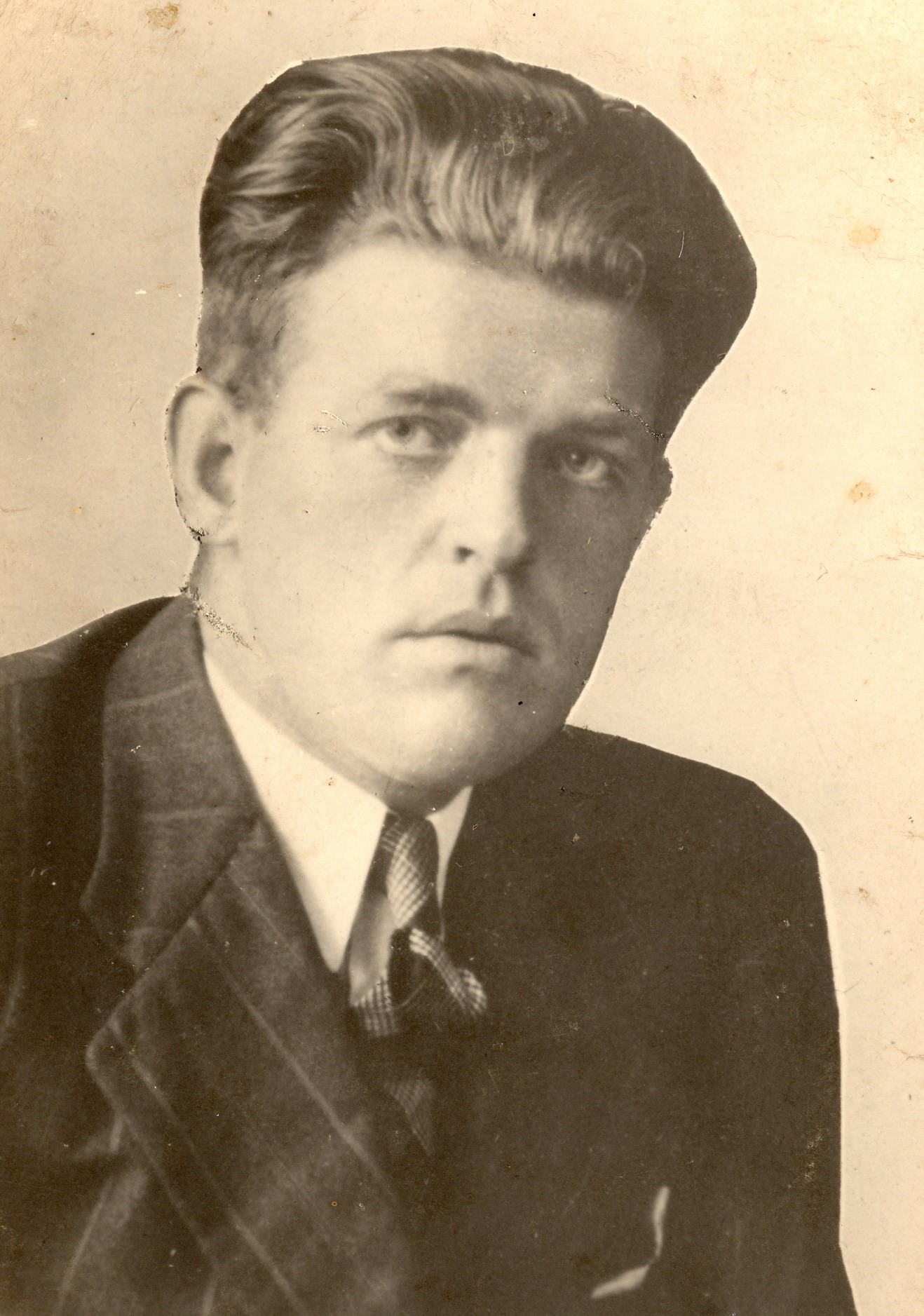 DE DOOD VAN BOLSWARDER WIEBRANDUS NOTA, NU 80 JAAR GELEDEN - Brekt