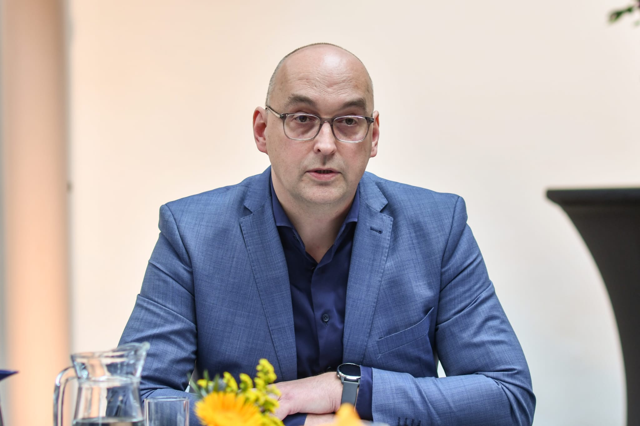 DE VISIONAIRE GAVEN VAN PVDA-WETHOUDER MICHEL RIETMAN - Brekt