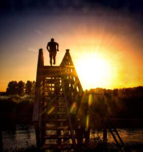 'KOM OVER DE BRUG' - Brekt